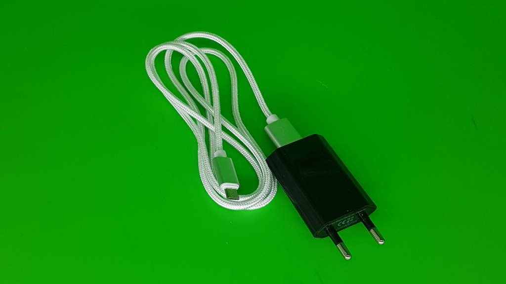 Converter-220V-USB - Marvelmind Robotics